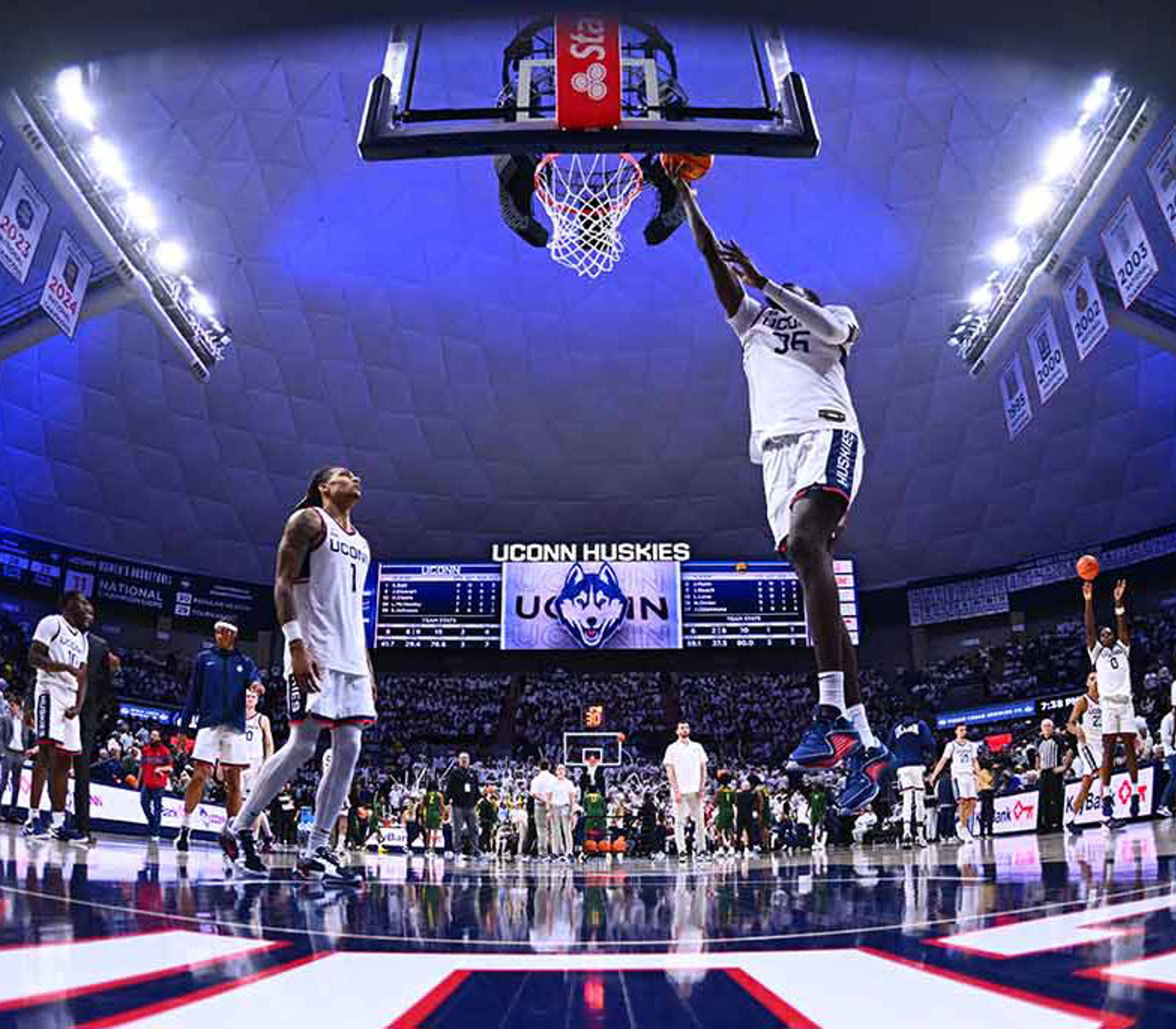 Daktronics :: Scoreboards, LED Video Displays, Message Signs, Billboards