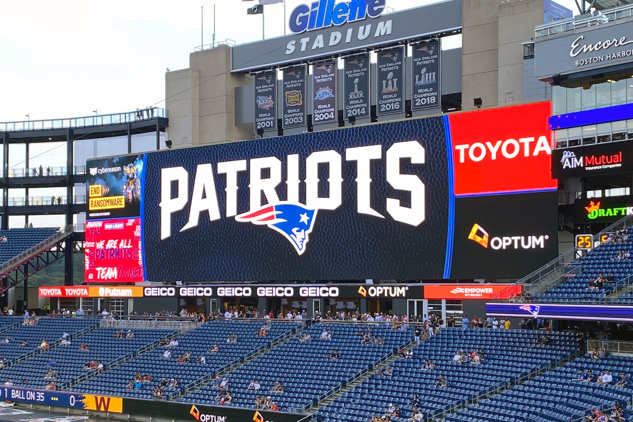 High Dynamic Range (HDR)