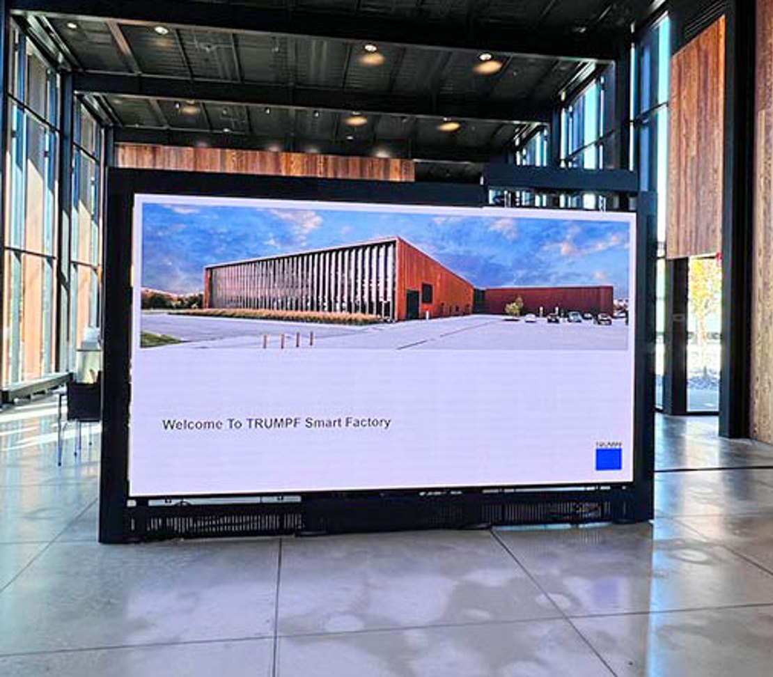 Daktronics :: Scoreboards, LED Video Displays, Message Signs, Billboards