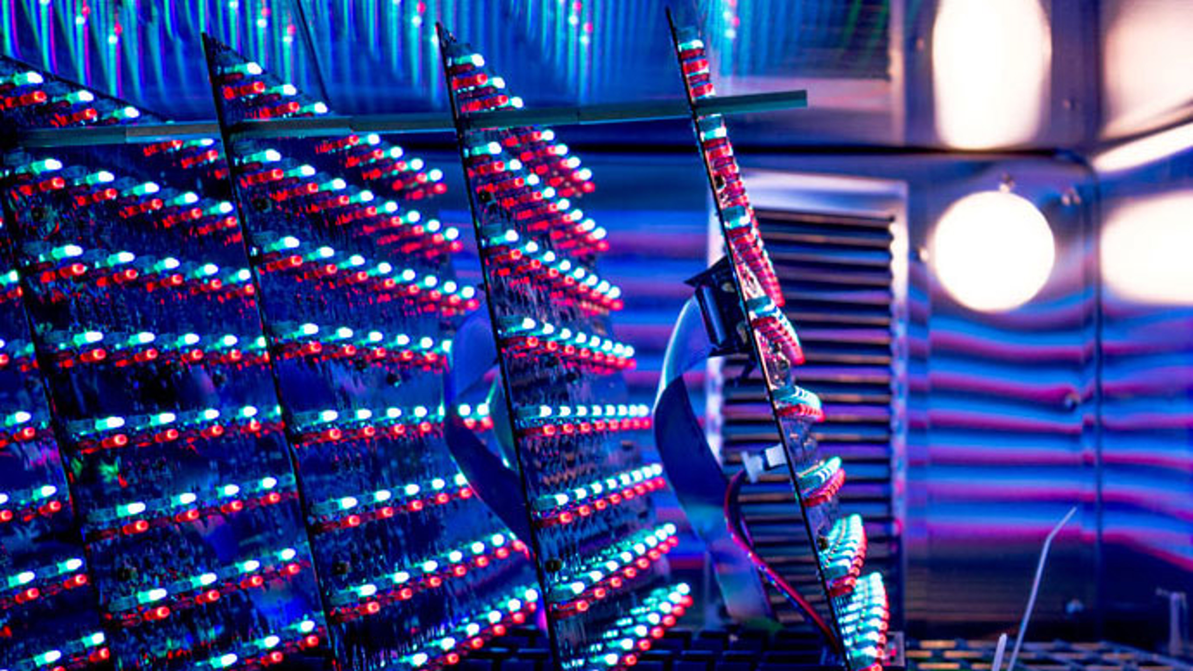 Daktronics | Scoreboards, LED Video Displays, Message Signs, Billboards