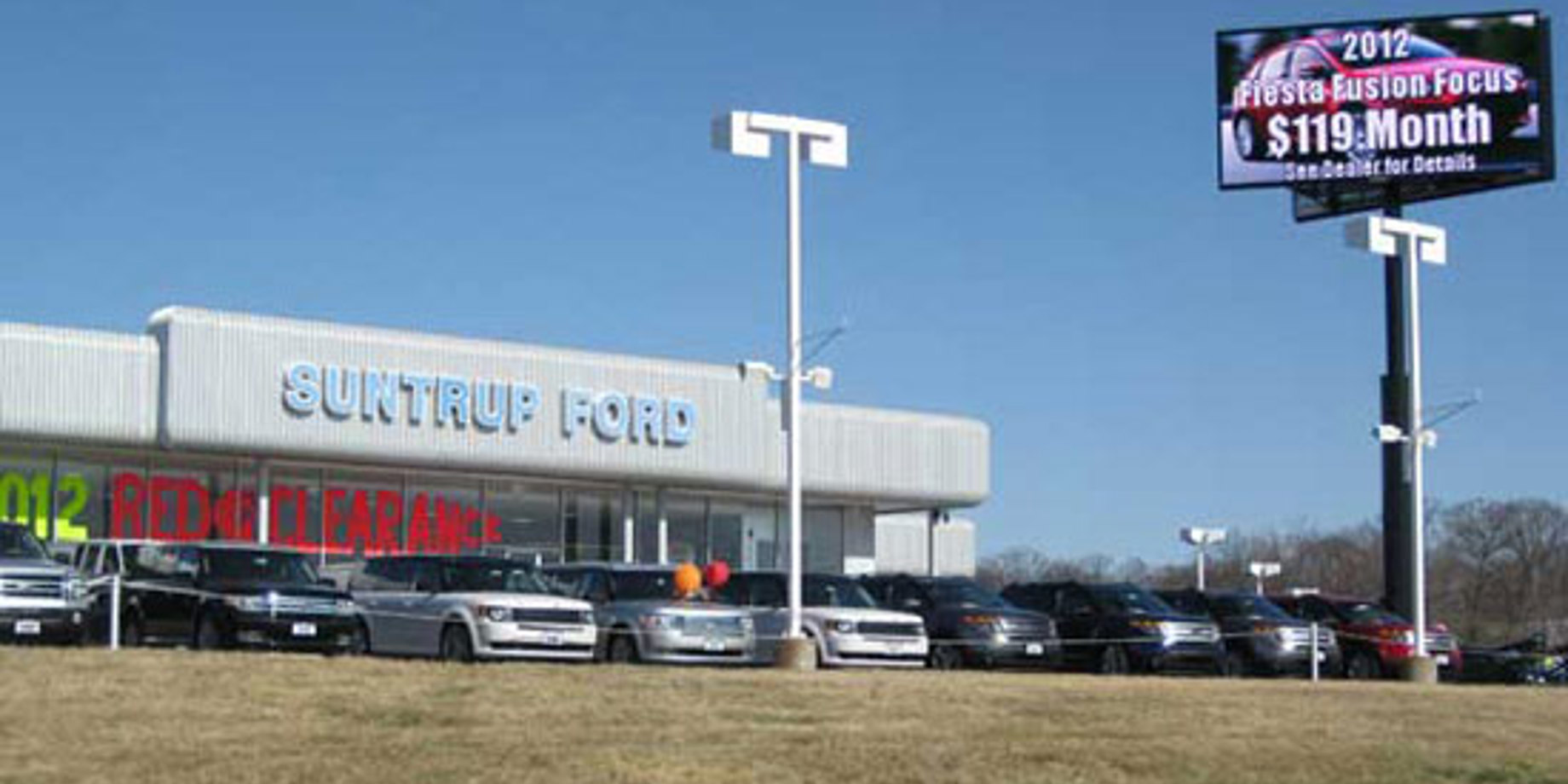 Entice Drivers to Want a New Ride: Suntrup Ford, St. Louis, Missouri